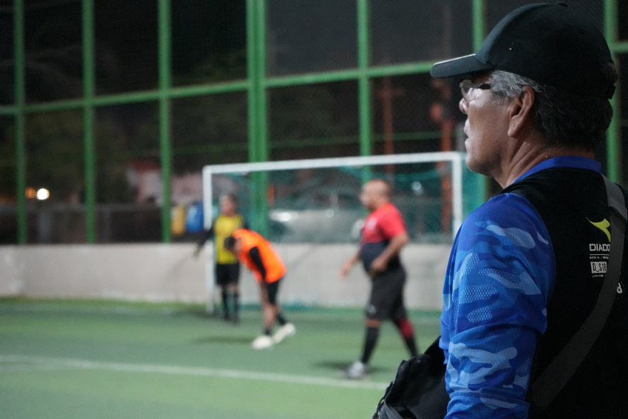 EL EQUIPO DE FULBITO MASTER TRIUNFA ANTE EL COLEGIO DE INGENIEROS